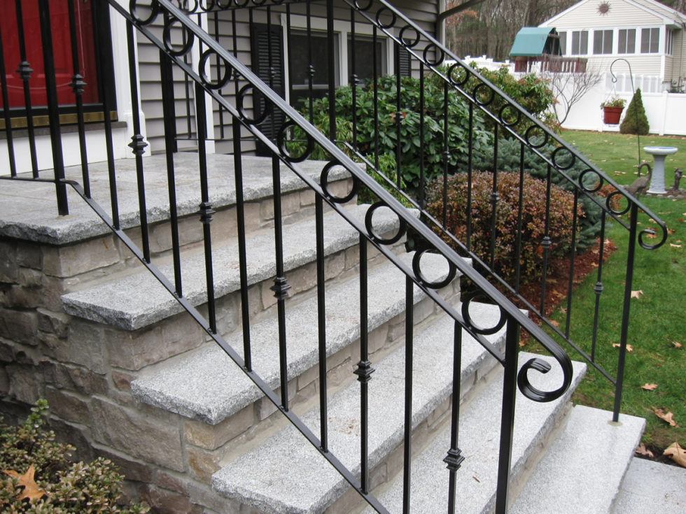 Residential-Handrails-Exterior | Colonial Iron Works