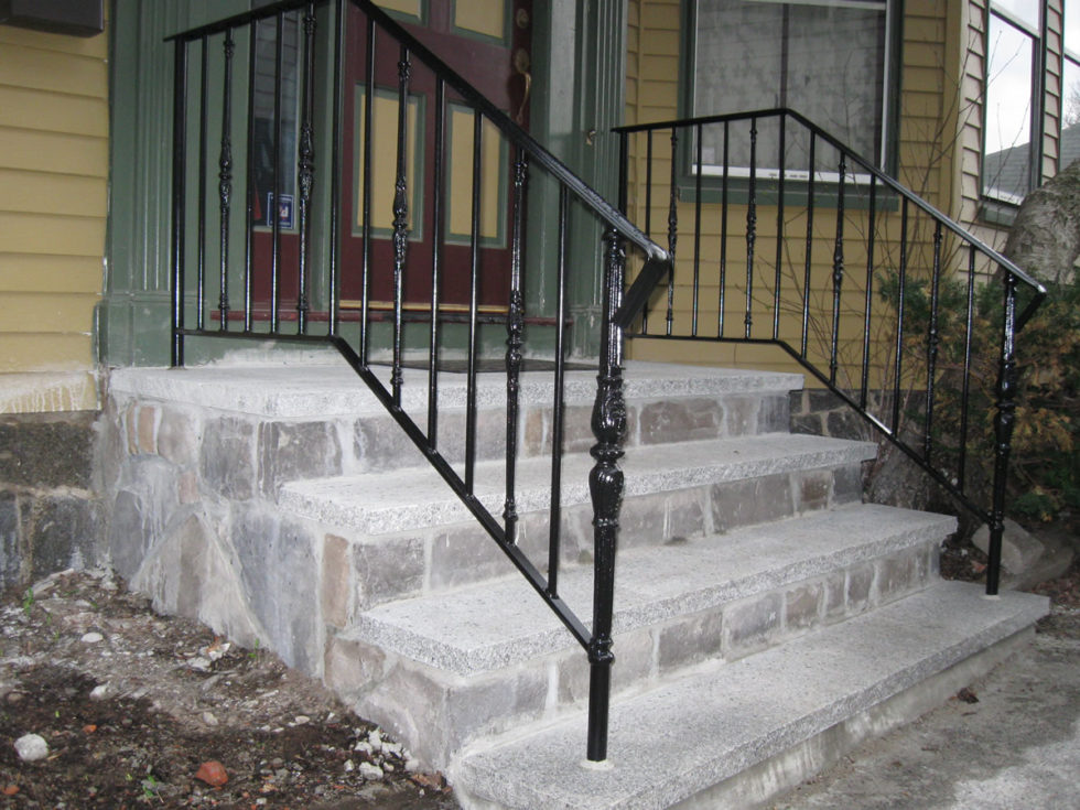 Residential-Handrails-Exterior | Colonial Iron Works